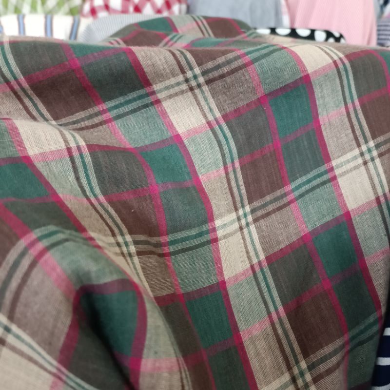 Cotton DABLE PIACE Fabric Material Back And Forth Box And Channel ...