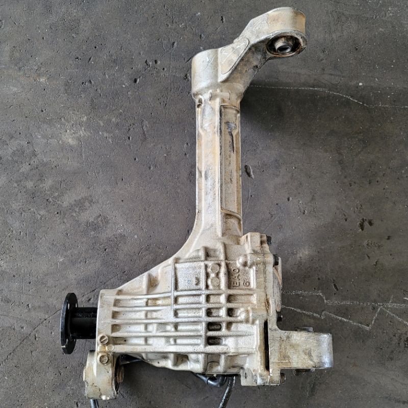 Nissan Navara D40 Front 4WD Differential USED gearbox axle | Shopee ...