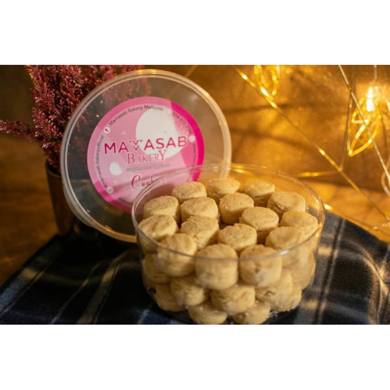 Premium Biskut Raya Suji Almond dari Mamasab Bakery (Local) | Shopee ...