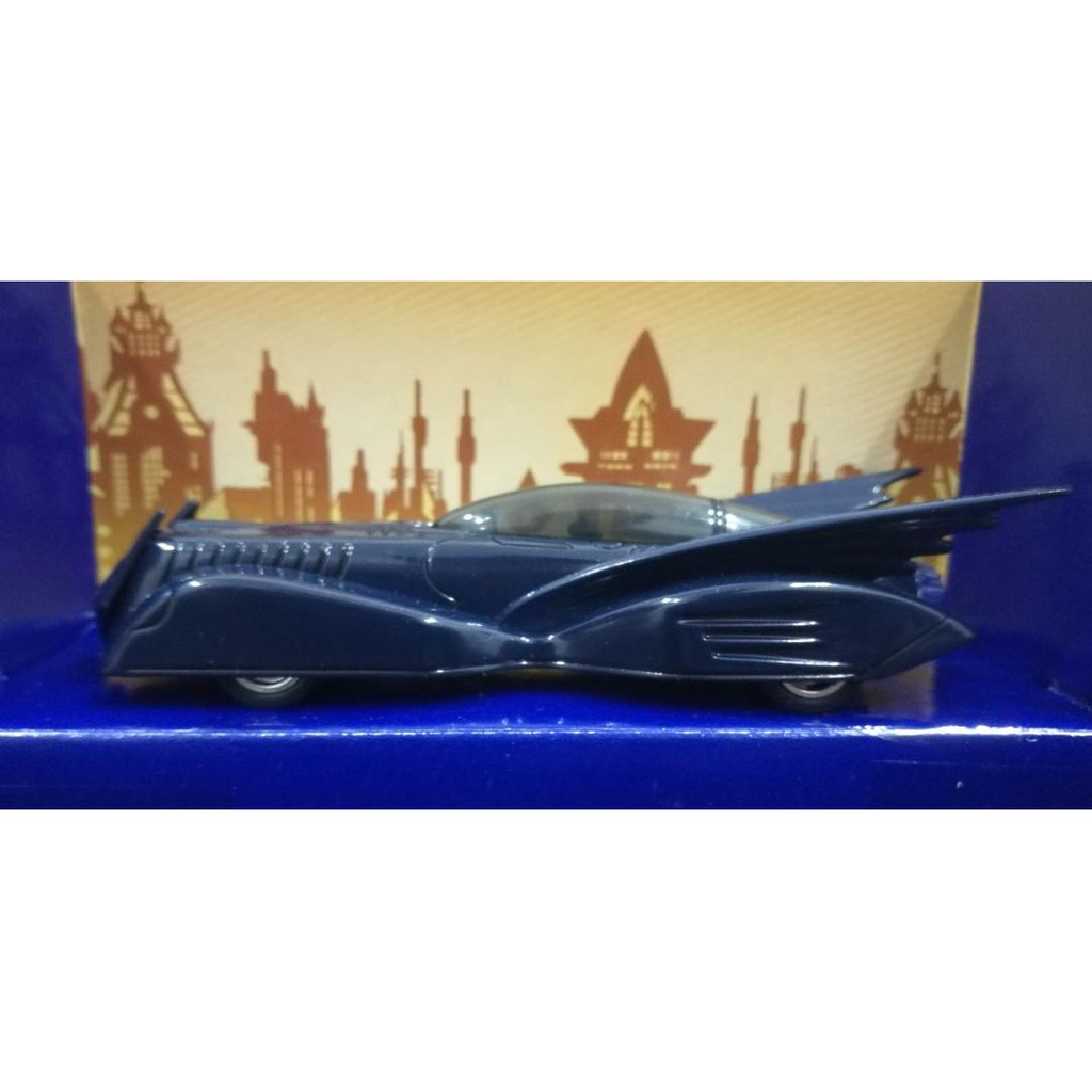 Corgi Batman 2000 DC Comics Batmobile 1:43 Scale Die-Cast Vehiclec ...