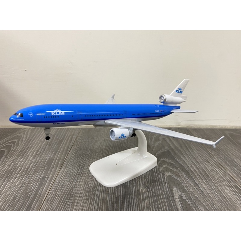 Dutch Air MD-11 1/400 Metal Airplane Model With Landing Stand Display ...