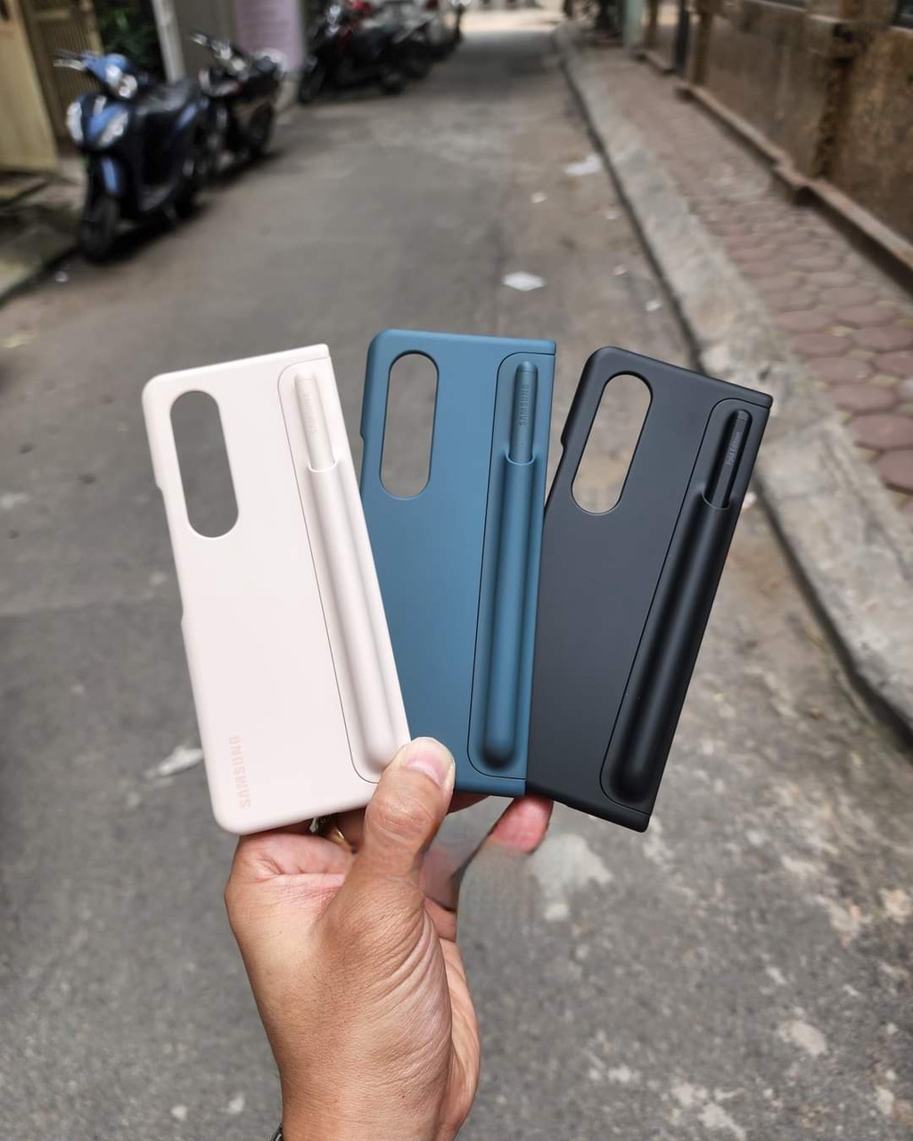 Samsung Galaxy Z Fold 4 case With S Pen and stand - Genuine product ...