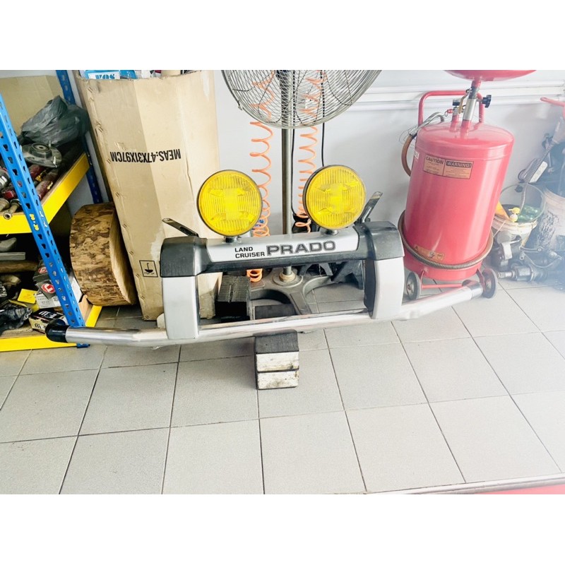 Toyota Prado 95 90 Front kangaroo bar with sportlight | Shopee Malaysia