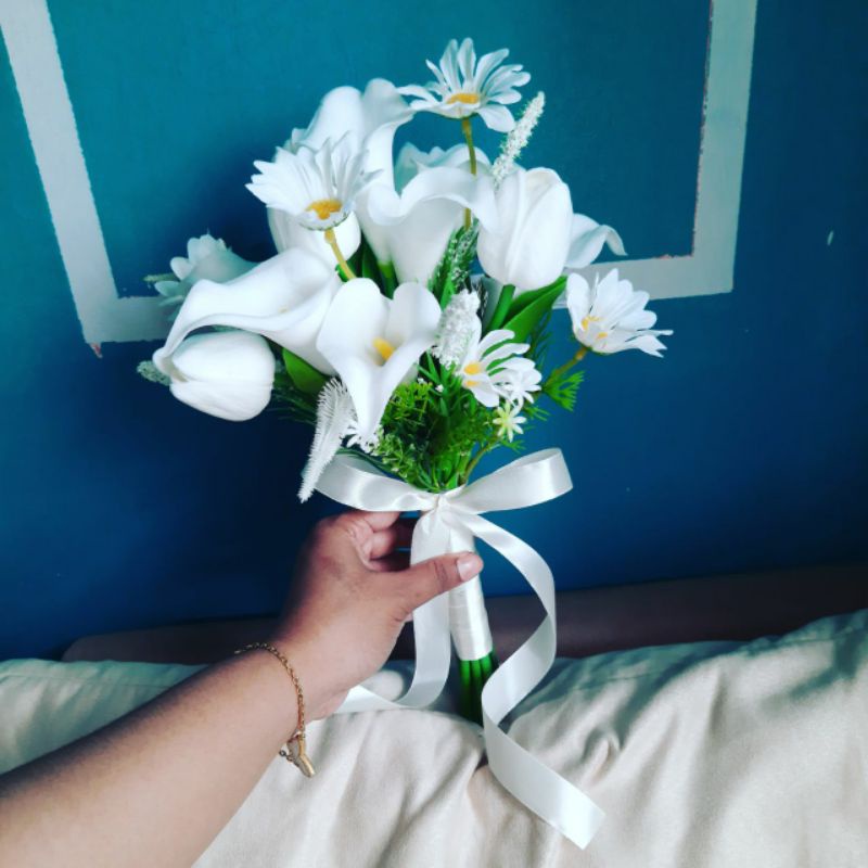 Ready stock Bunga tangan Pengantin murah| tulip calla lili daisy | hand ...