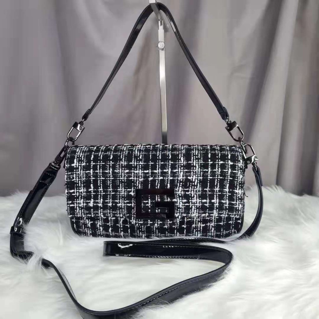 Guess Design G LOGO Crossbody Sling Bag (Without dust bag) | Shopee ...