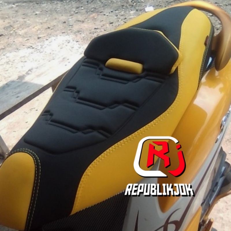 Custom Seat Leather with Backrest Variations, Nmax, Aerox, PCX, Vario ...