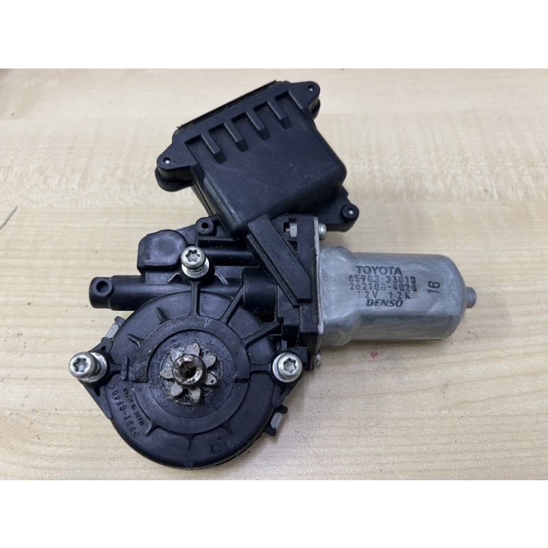 Toyota Denso Estima Power Window Motor ( 7 pin ) Half cut 100% Japan ...