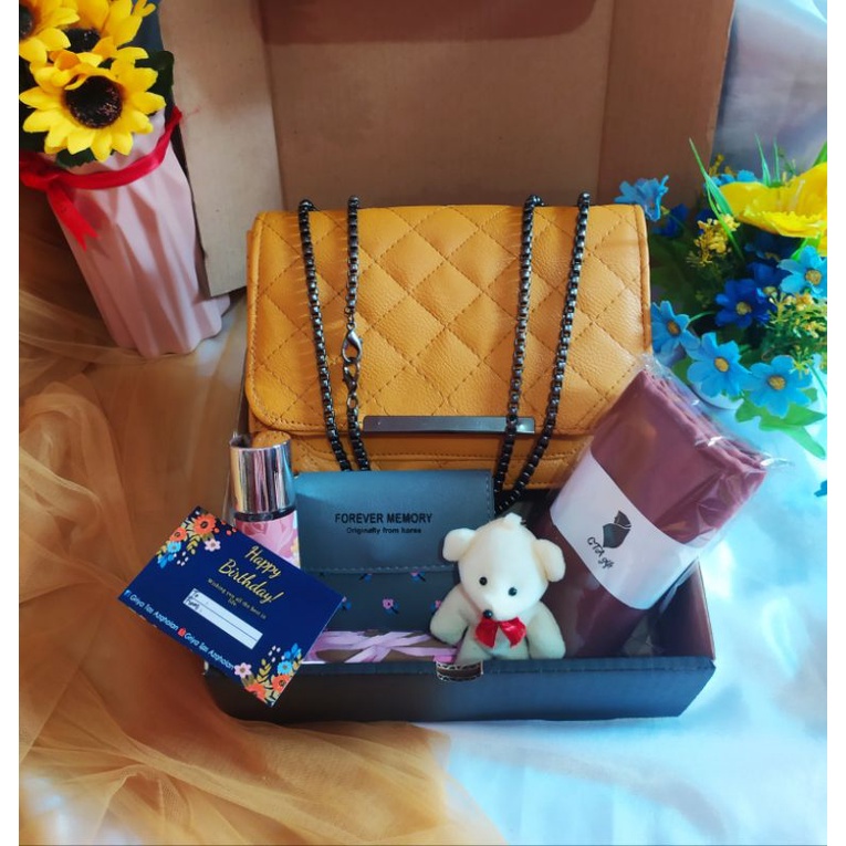 Hampers box Girls yellow series Birthday/Graduation/wedding | Shopee ...