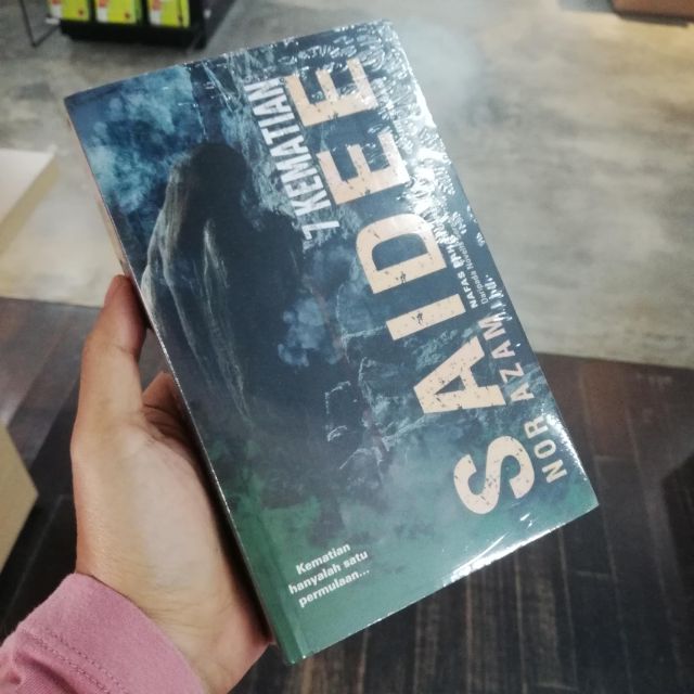 Novel Seram Saidee Nor Azam (7 Kematian - Topeng Berdarah - Margasatwa ...