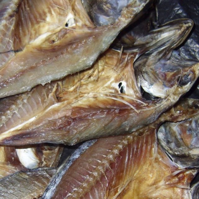 6 - 7 ekor IKAN KEMBUNG KERING / IKAN TEMENUNG kering | Shopee Malaysia