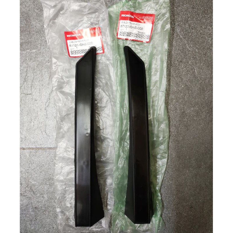 Emblem Frame Body EX5 DREAM 💯 Original | Shopee Malaysia