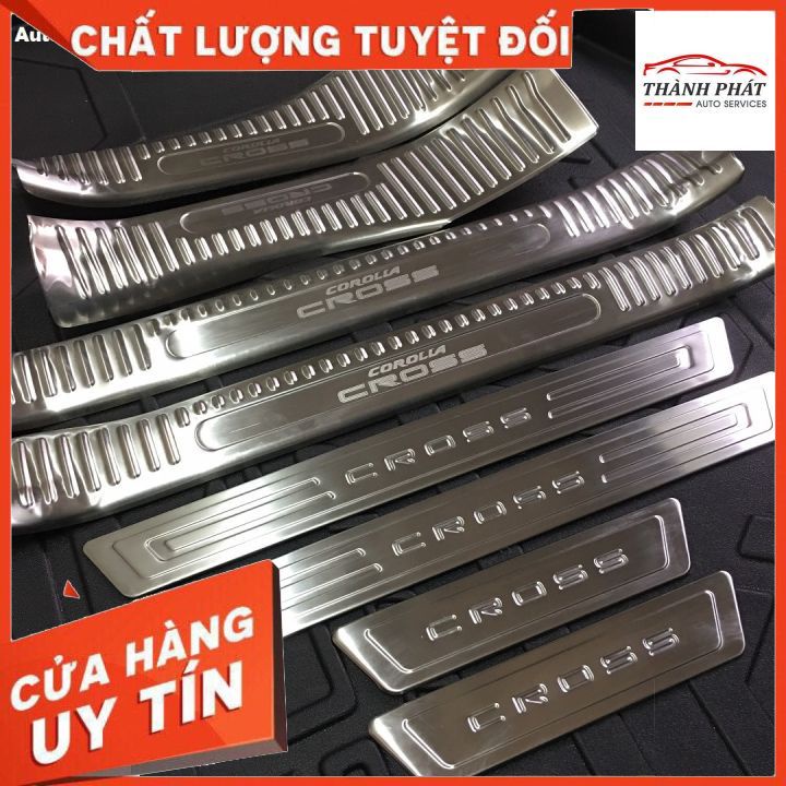 Toyota Cross, Stainless Steel Door Step Cover (Foot Step Brace) Toyota ...