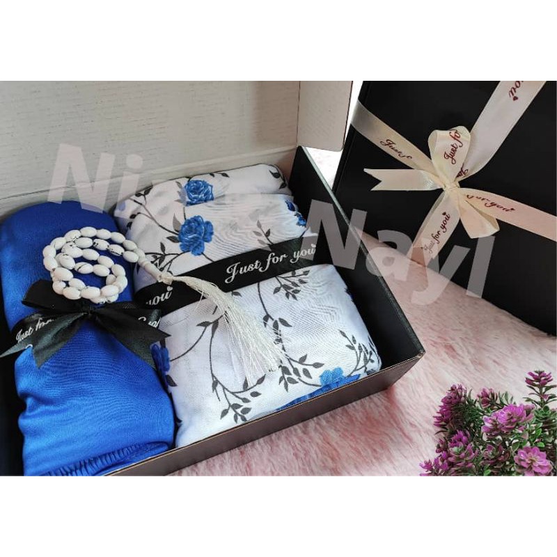 Surprise Gift Box Telekung / Kain telekung Viscose Printed Bunga Cantik ...