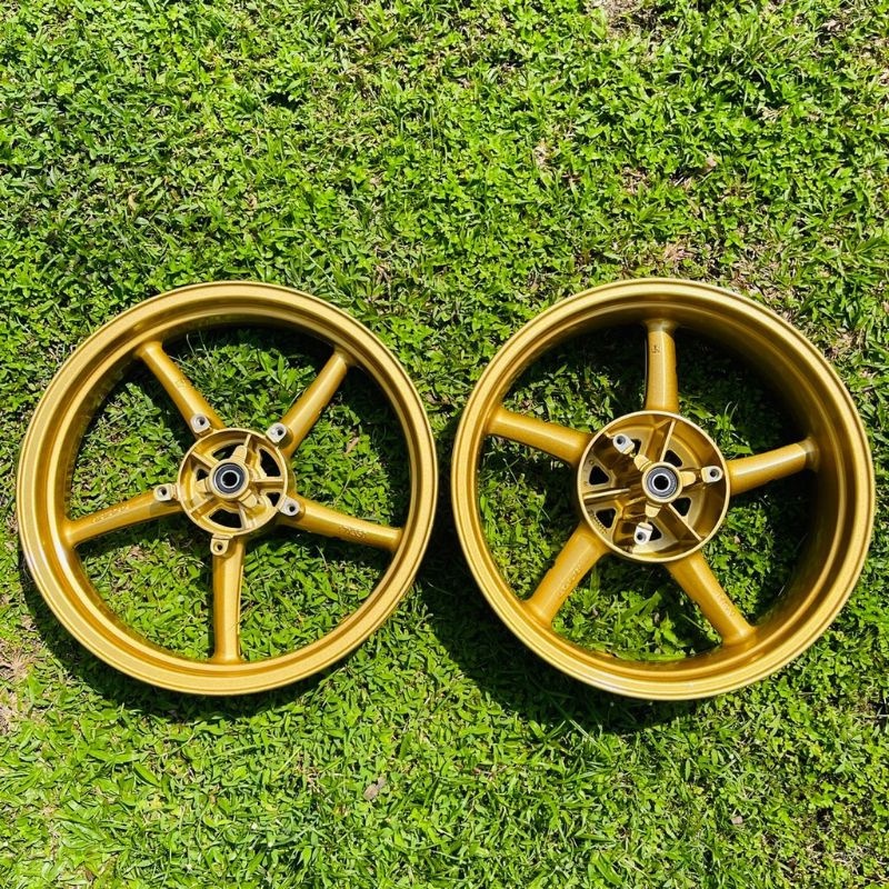 *CLEAR STOCK* Original Rossi Enkei Yamaha R15 R15v3 Mt15 Sport Rim ...