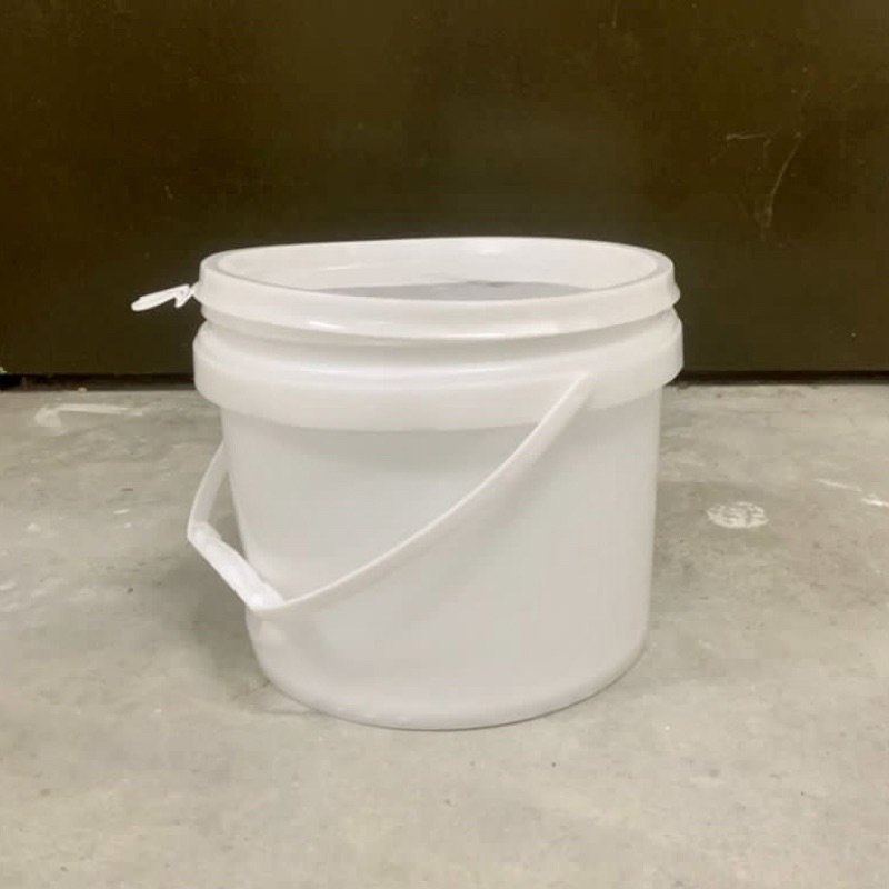 [Ready Stock] Plastic Empty Pail/Tong Kosong 5L with Cover (Used ...
