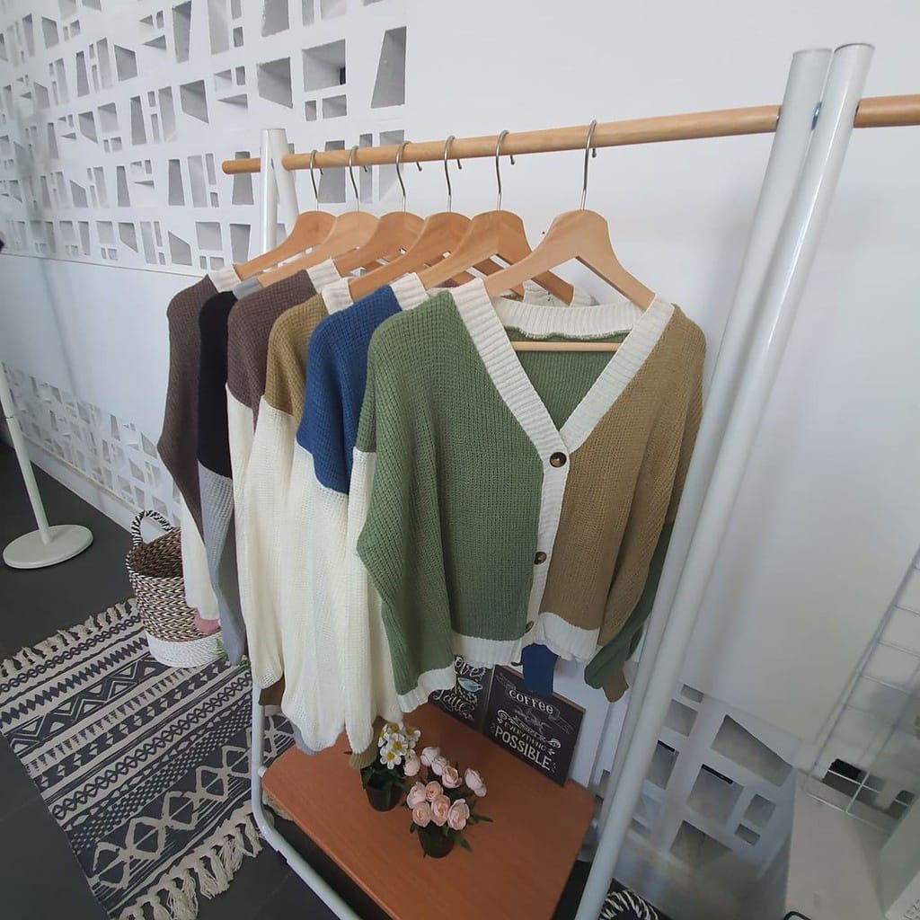 Three-tone knitted cardigan for 2-12 Years olds | Knit Cardigan ...