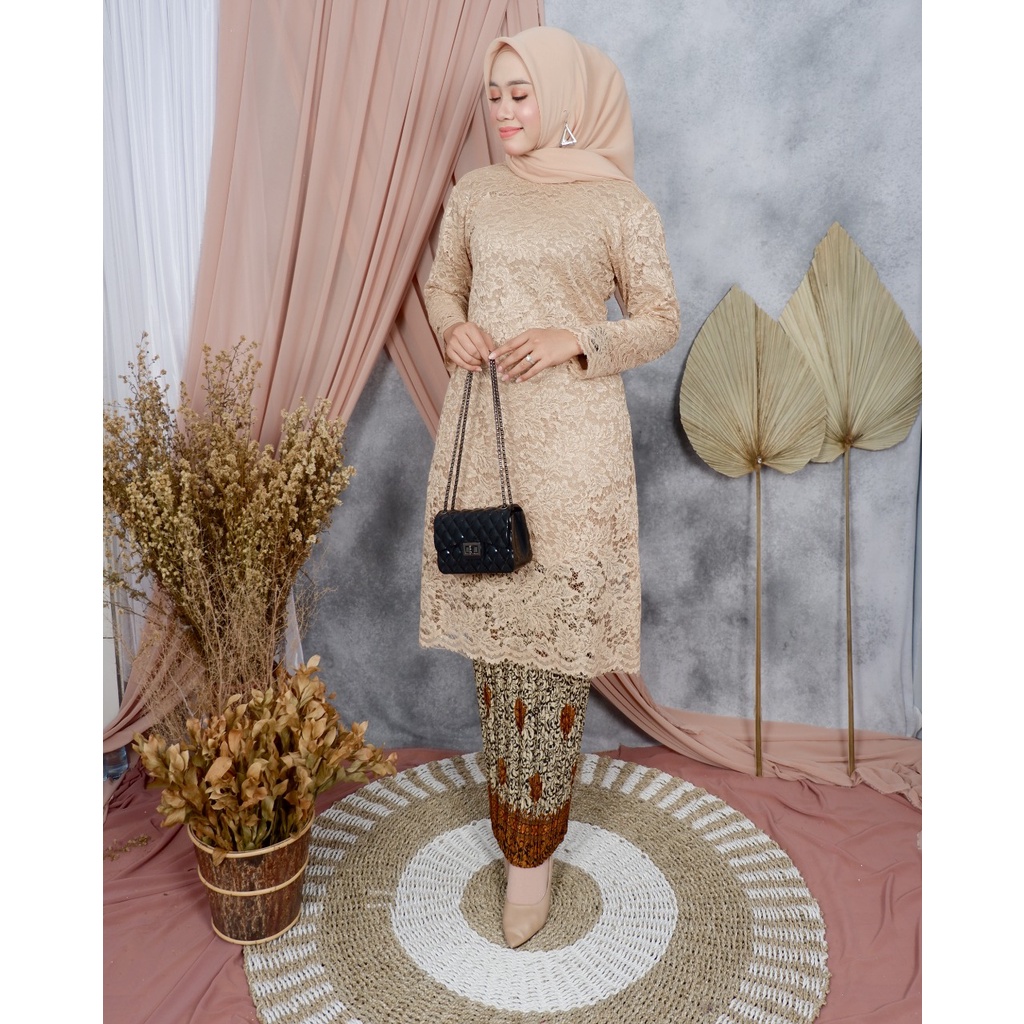 Kabaya Outlet -// SET Of Tunic KEBAYA Skirt // KEBAYA // Application KEBAYA // MODERN KEBAYA ...