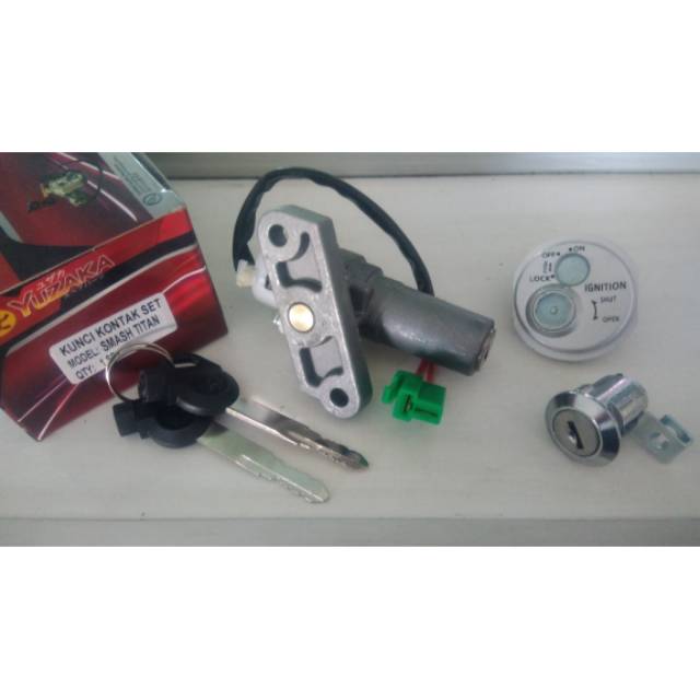 Smash Titan ignition key set with seat lock | Shopee Malaysia