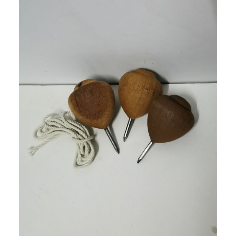 Gasing kayu Traditional berserta tali dengan tali homemade , wooden ...