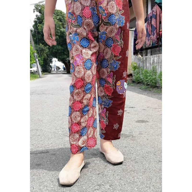 Seluar Batik Tiga Setangkai | Shopee Malaysia