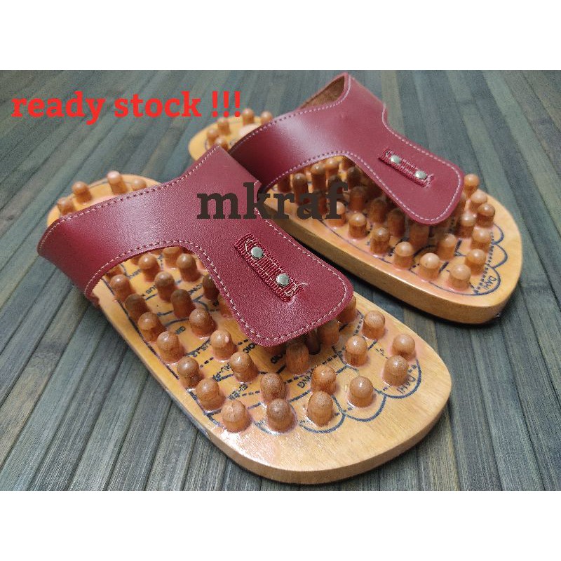🔥🔥READY STOCK Selipar urut jenis kayu(wooden reflexology shoes)🔥🔥 ...