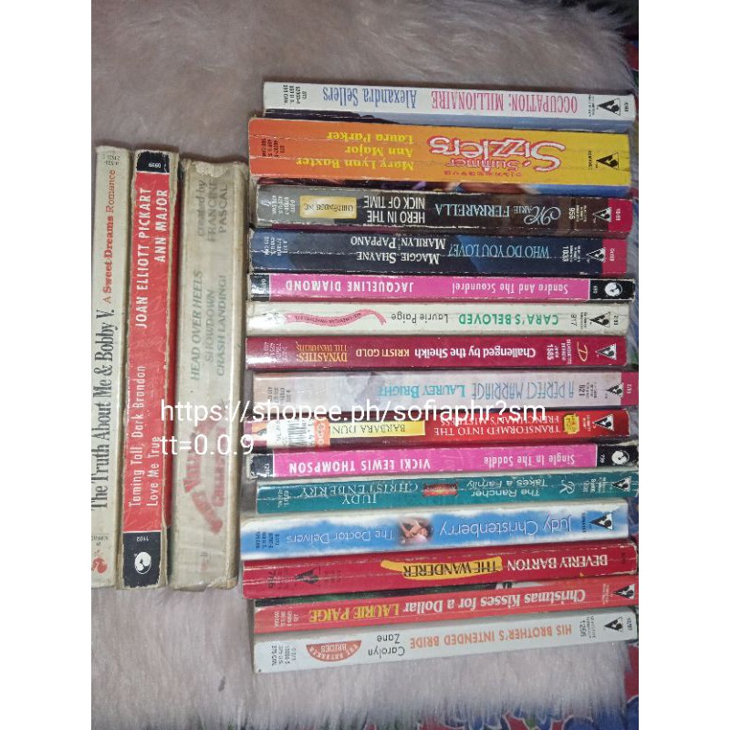 Silhouette Assorted Pocketbooks (English Pocketbooks) | Shopee Malaysia