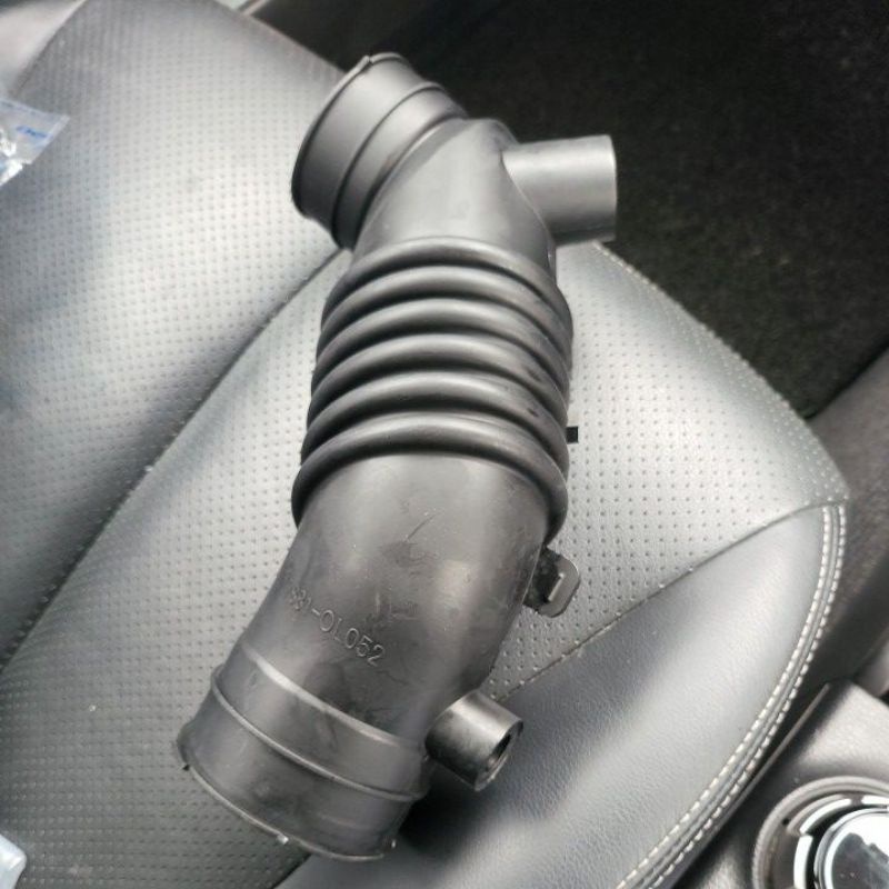 Toyota Genuine part Air Cleaner Hose 17881-0L082/17881-0L052 Toyota ...