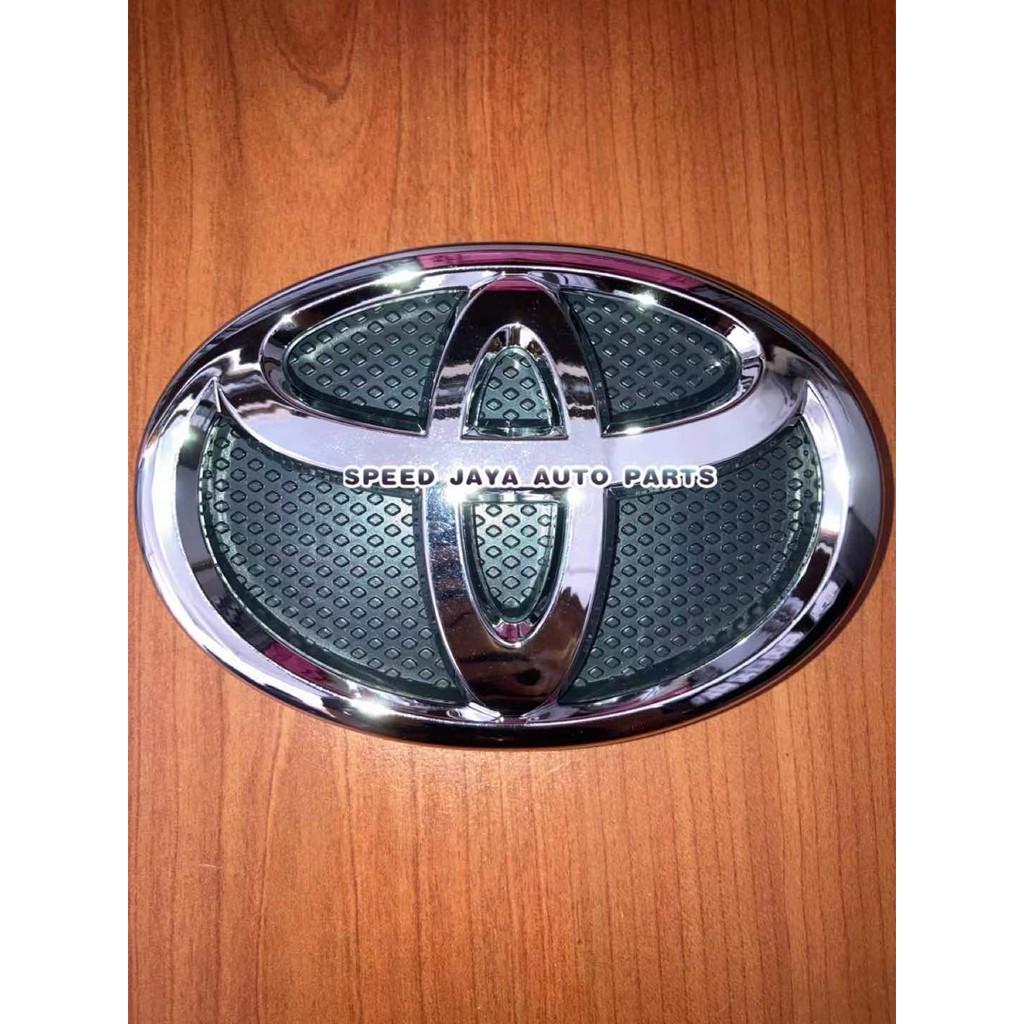 TOYOTA NCP93 / NCP92 FRONT GRILLE BADGE GRILLE LOGO GRILLE EMBLEM WITH ...