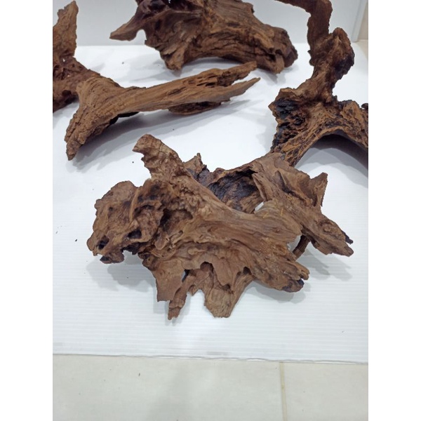 Kayu Aquarium/Driftwood Aquascape (kayu solid) | Shopee Malaysia
