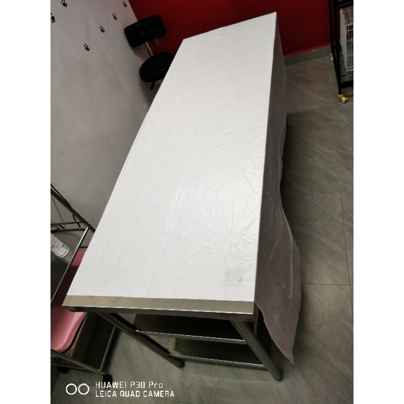plastic shellout / disposable table plastic sheet size 70x70 inches (10 ...