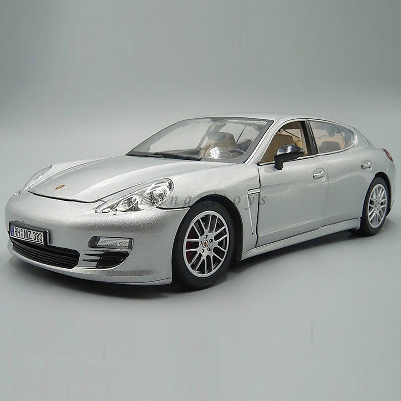 1:18 Diecast Car Model Toy Porsche Panamera 4S Miniature Vehicle ...