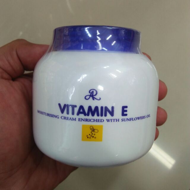 🔥Vitamin E Moisturising Cream 200g🔥 | Shopee Malaysia