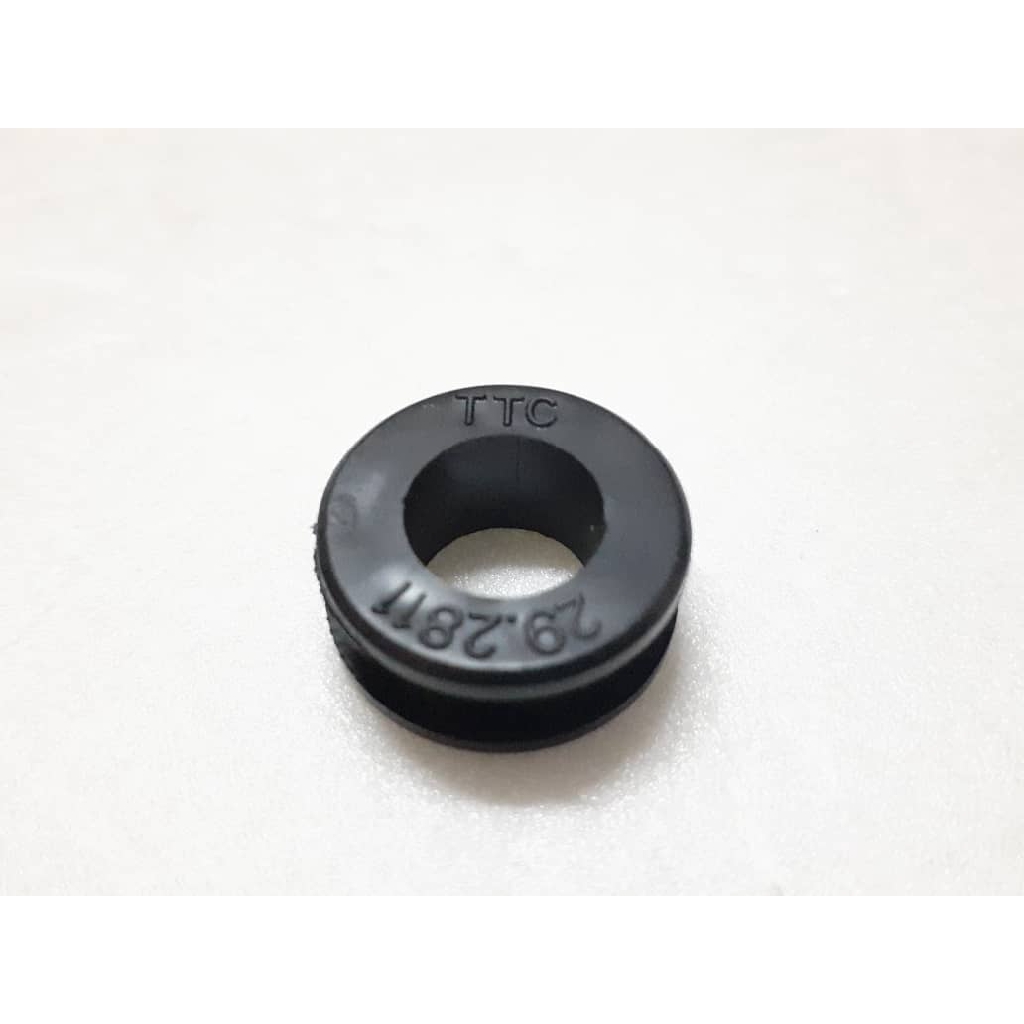 Mercedes Benz Gear Level Bush Black Colour 2109920010 Price Per PCS ...
