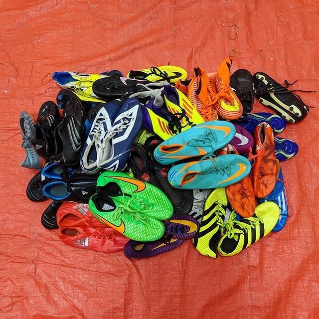 Boots Bola Budak (bundle item) | Shopee Malaysia