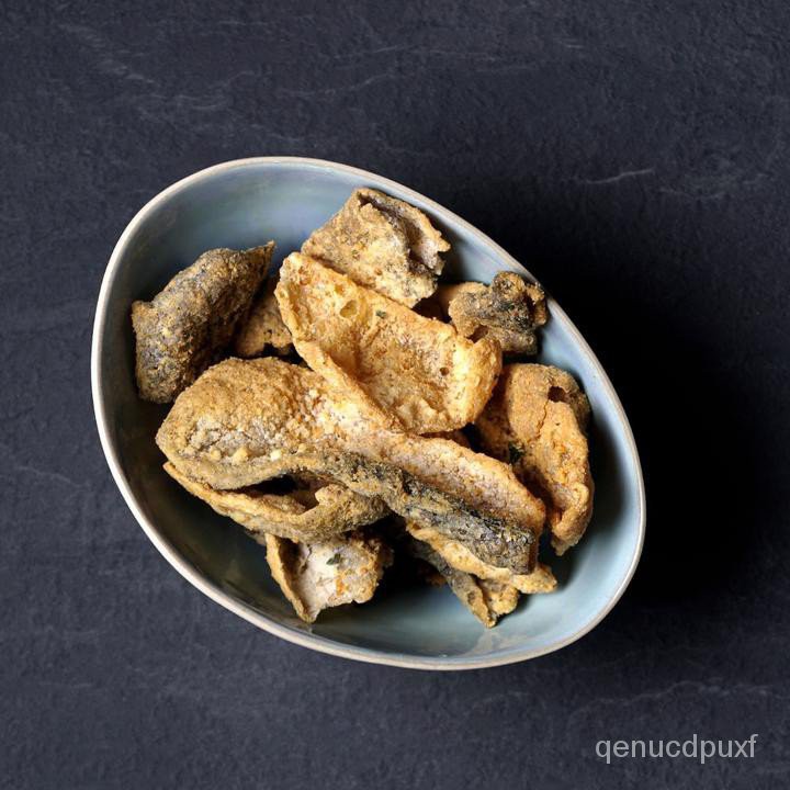 [Snack HALAL] Singapore Golden Duck Gourmet Salted Egg Fish Skin Crisps ...