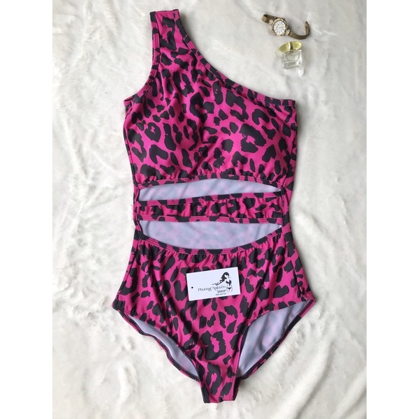 Women's pink leopard skin bikini swimsuit with off-the-shoulder waist ...