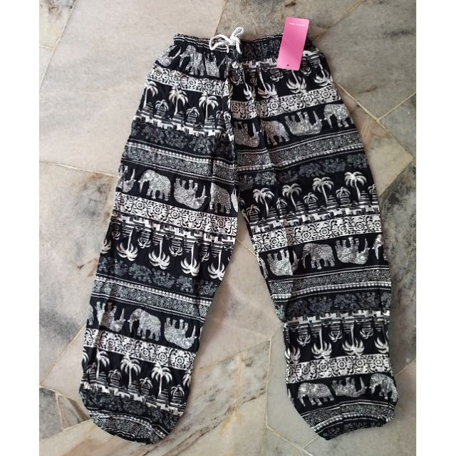 Seluar pendek &panjang corak elephant kain batik女装 大象batik裤 | Shopee ...