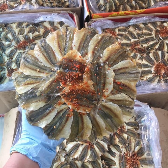 Dried Fish - Kho Ca Chi Vang 500gr | Shopee Malaysia