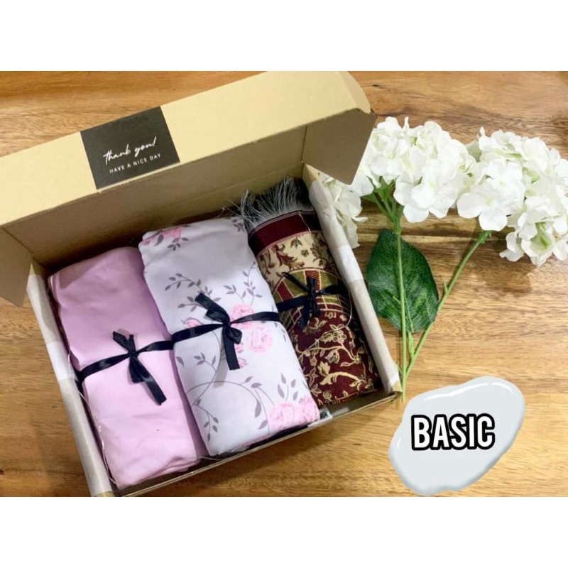 (BASIC SET) SUPRISE BOX TELEKUNG FLORAL MURAH !(Telekung+mini sejadah ...
