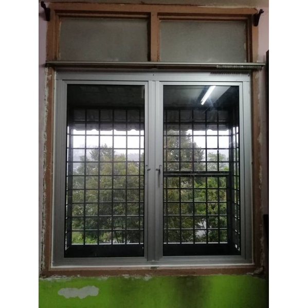 Tingkap Casement saiz standard (4 x 4) atau (1200mm x 1200mm) | Shopee ...