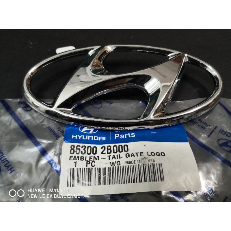HYUNDAI SANTA FE 2008-2011 REAR BOOT LOGO EMBLEM 86300-2B000 ORIGINAL ...