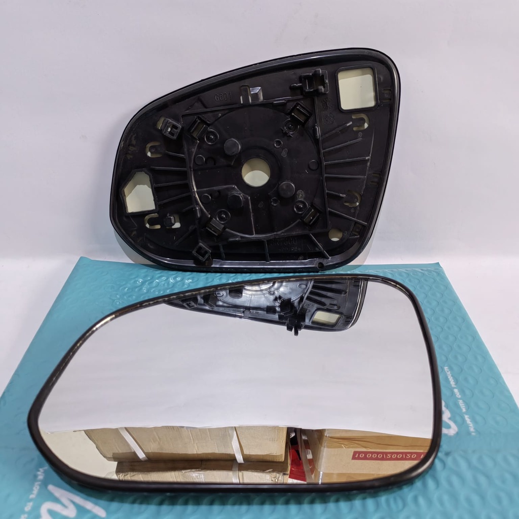 Rearview Mirror Only LH Left Toyota Innova Reborn Hilux Revo | Shopee ...