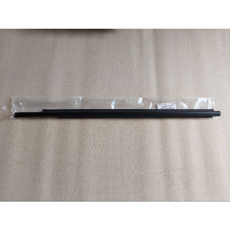 Original Vios NCP93 Door Glass Outer Molding Weather Strip Toyota 07 ...