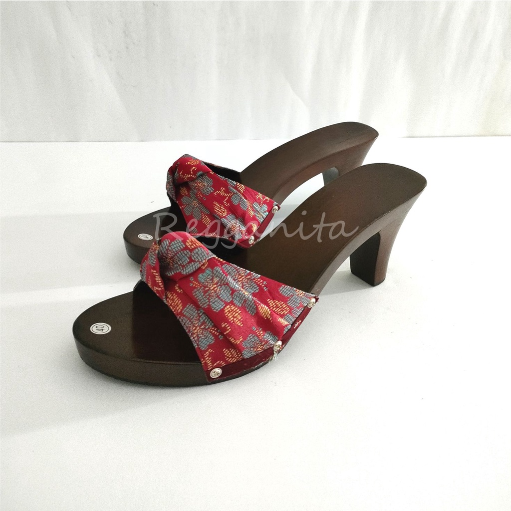 Sandals heels canitk/Kelom geulis heels batik songket | Shopee Malaysia