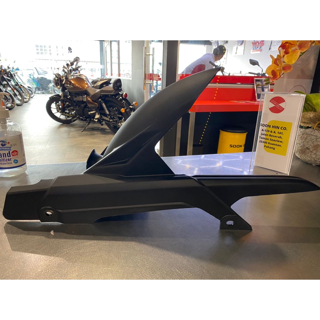 [ READY STOCK ] YAMAHA GENUINE PART💯 REAR FENDER LC135 V2 V3 V4 V5 V6 ...