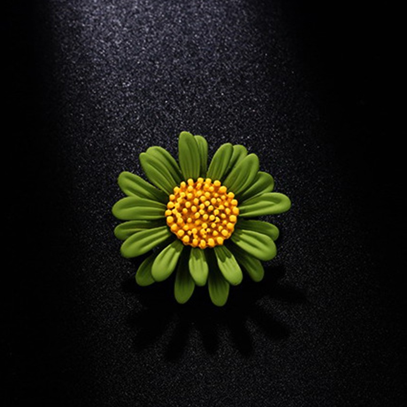 Enamel Creative Daisy Brooch Pin Coat Girl Insect Flower Sunflower ...