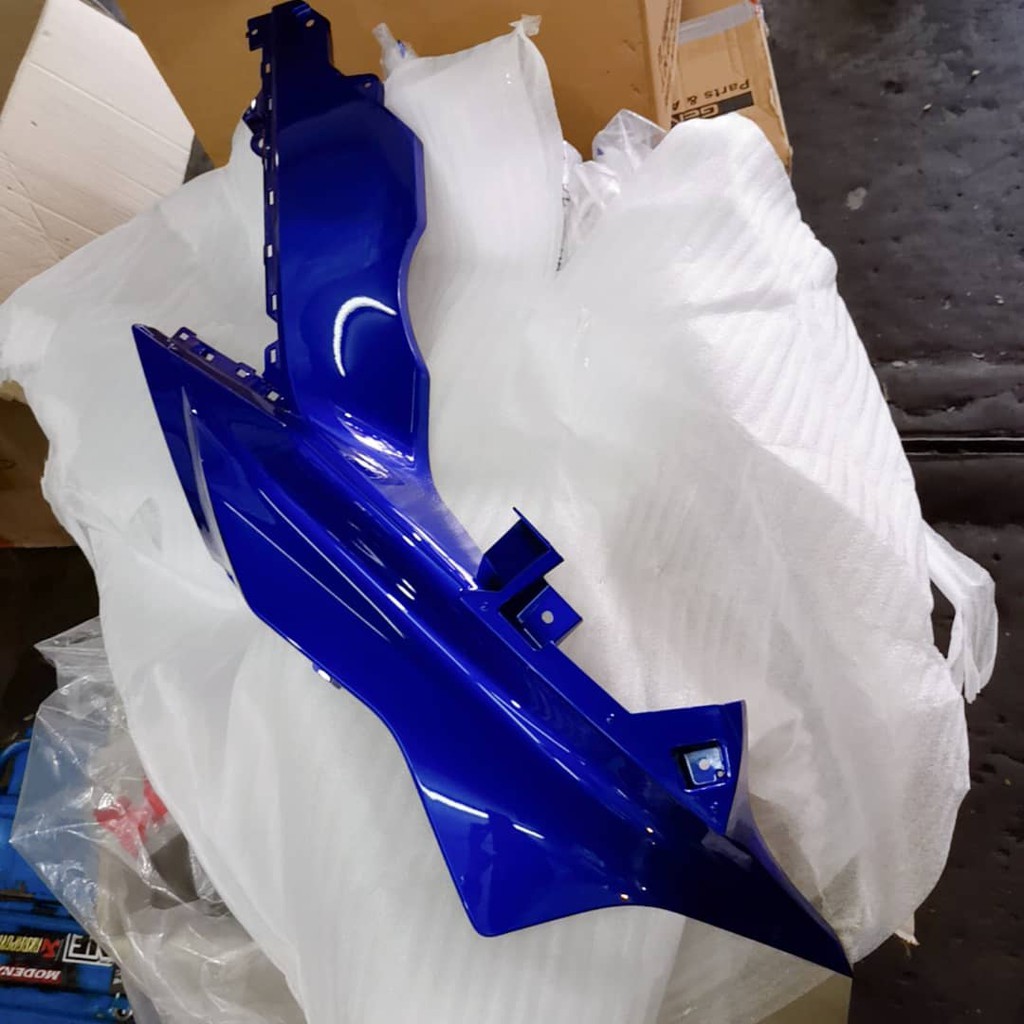 Yamaha r25 v2 side cover [panel 3 & panel 4] 100%original yamaha ...