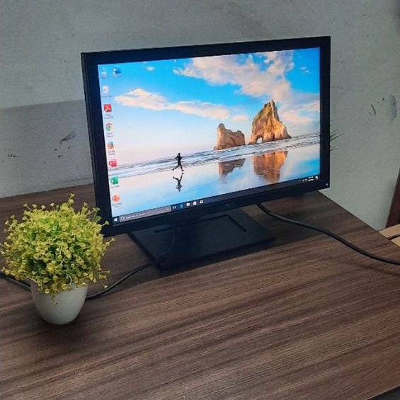Monitor Dell 20 Inch E2011HT Like New, Complete With Cable, And ...