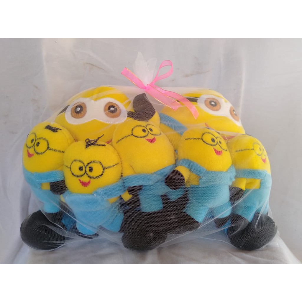 Minion gives birth package contains 7 (2 large, 5 small) | Shopee Malaysia
