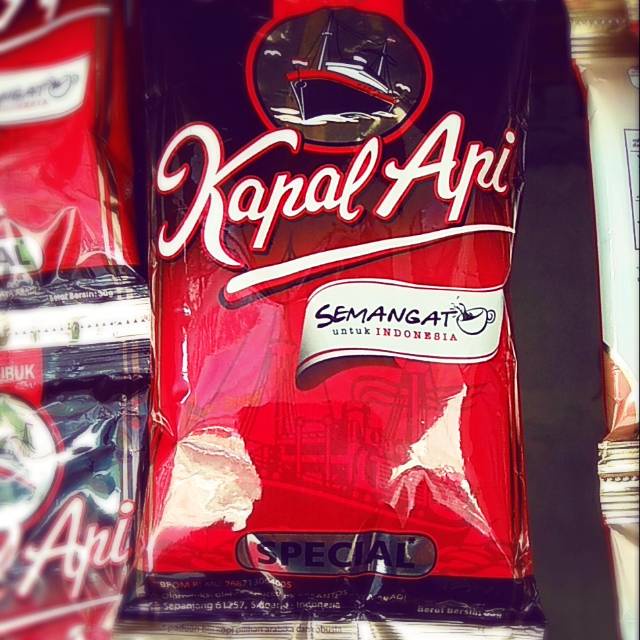 Kapal Api Special Coffee 65gr (1 pack contains 10 sachets) | Shopee ...